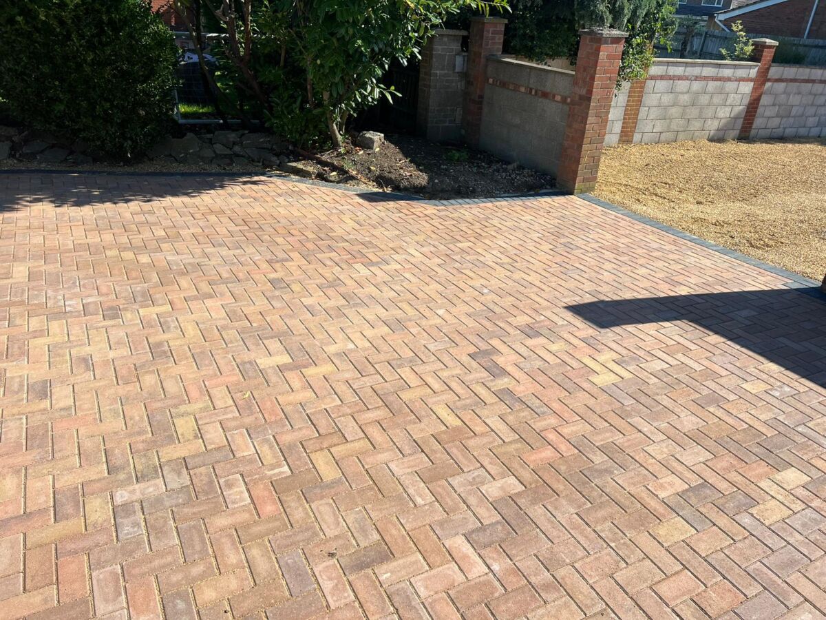 Brick Block Paving | Brick Weave Drives | Driveline Surfacing Ltd